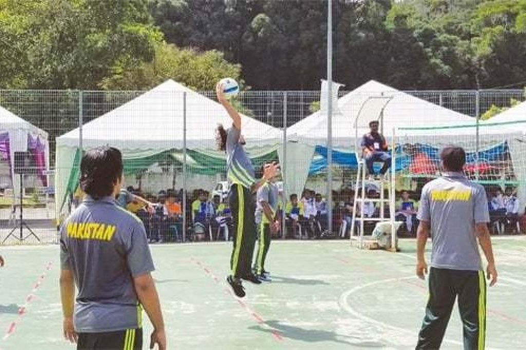 Winning start for Pakistan in Men, Women World throwball Championship ...