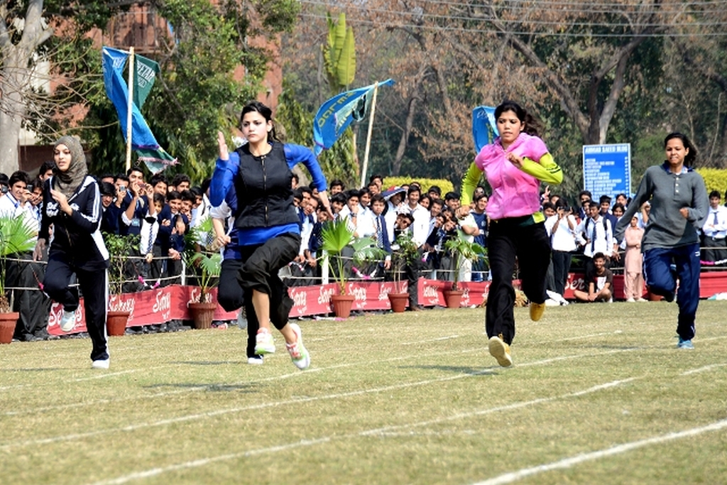 Multan University wins Inter Collage Girls Athletic Championship - Khilari