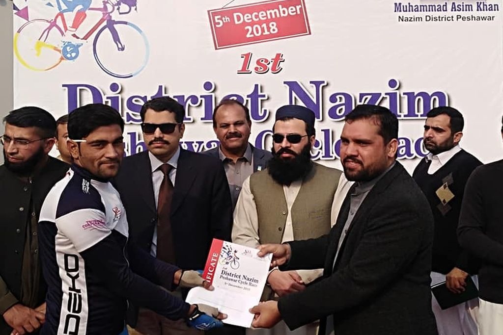 Ehsan Ullah win 1st District Nazim Cycle Race - Khilari