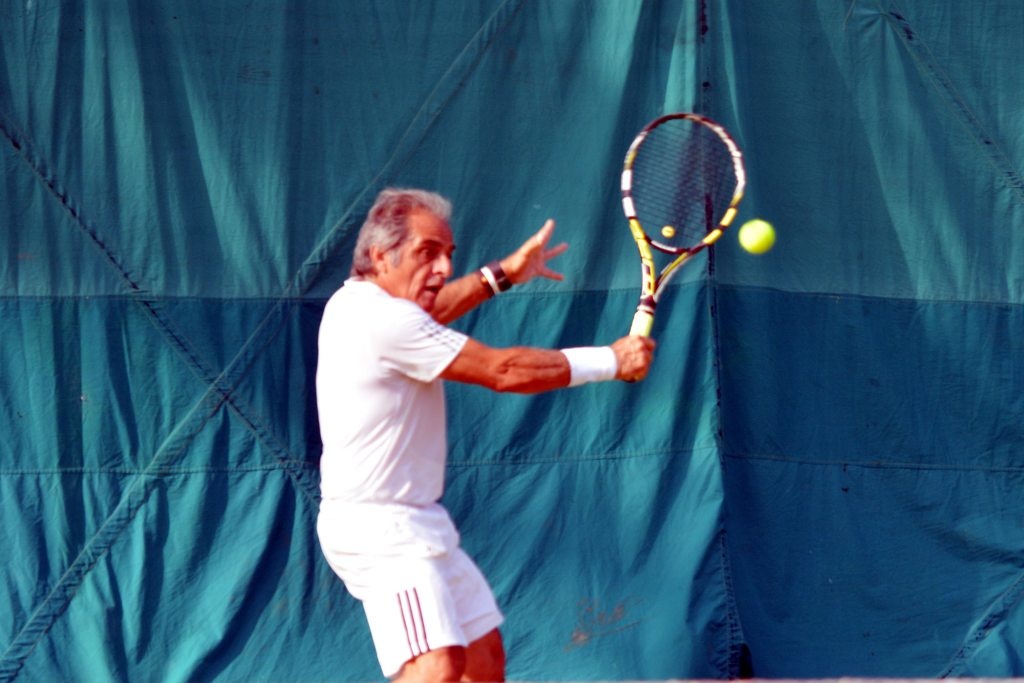 Veteran Rashid Malik beat Imran 2-0 in 26th Governor’s Cup National ...