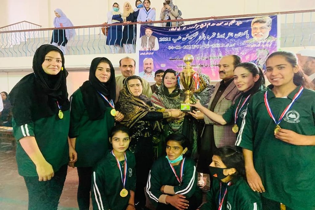 Mardan crowned Champions of Pakistan Board Girls Throwball Championship ...
