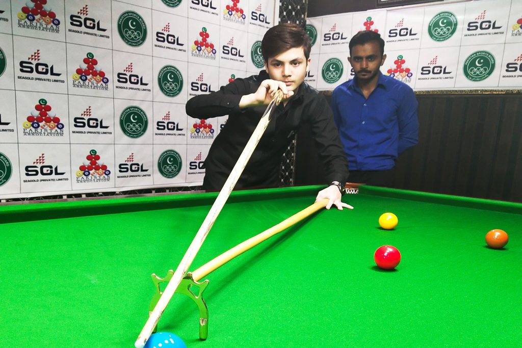 Hamza Ilyas hit trouncing century break in SGL 1st U-17 Junior National Snooker Championship ...