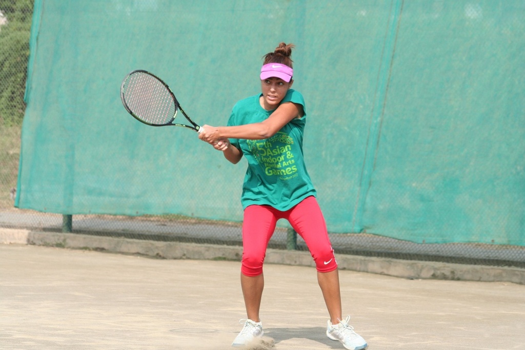 Sara to play Ushna in Final, Abid, and Usman bagged Men’s doubles ...