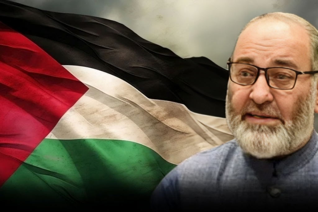 Senator Mushtaq Lashes Out at Govt - Khilari